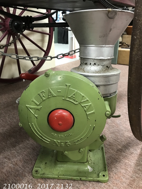 Separator, milk; Alfa-Laval; 1935ca; 2100016 | eHive Separator, milk; Alfa-Laval; 1935ca; 2100016 | eHive