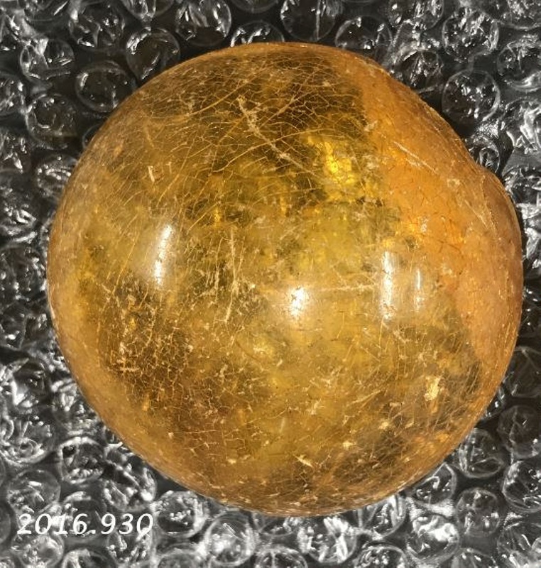 Kauri gum; Kauri tree; 2016.930 | eHive