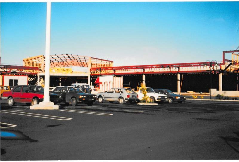 Photograph, Goldfields Mall construction; unknown; 1990; 2025.076.16 ...