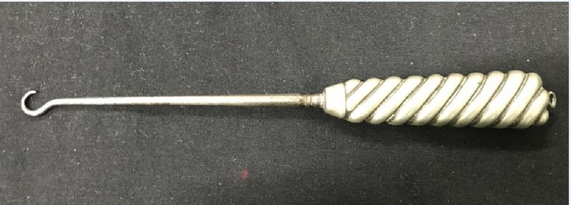 Button hook; unknown; 1900ca; 2004.045 | eHive