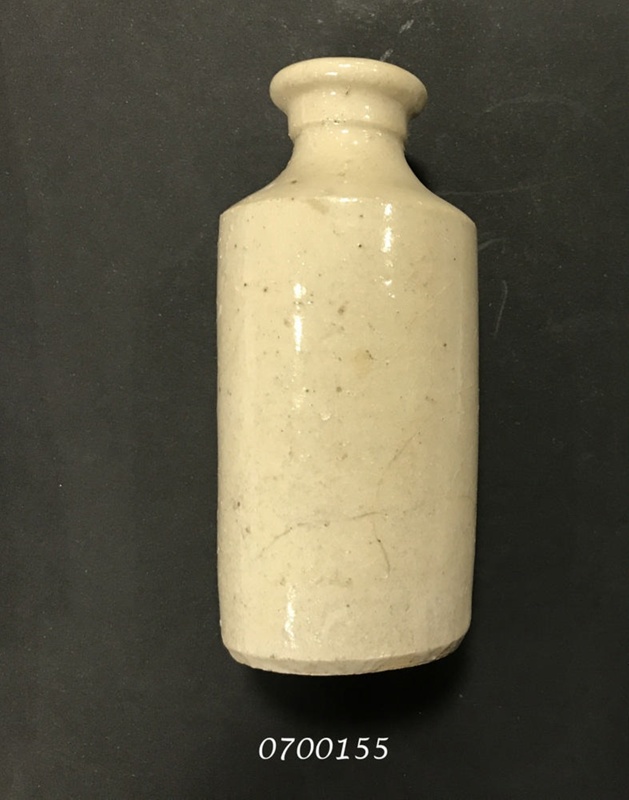 Bottle, clay; unknown; 0700155 | eHive