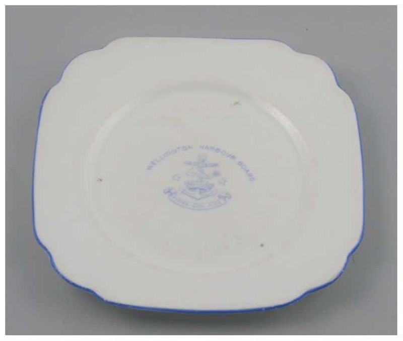 Dish, butter; Royal Albert (estab. 1904); 1994.3724.331 | eHive