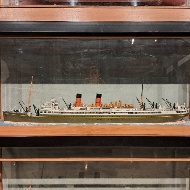 Waterline ship model, Union Steamship Co. ship "MONOWAI"; D. Flannery ...