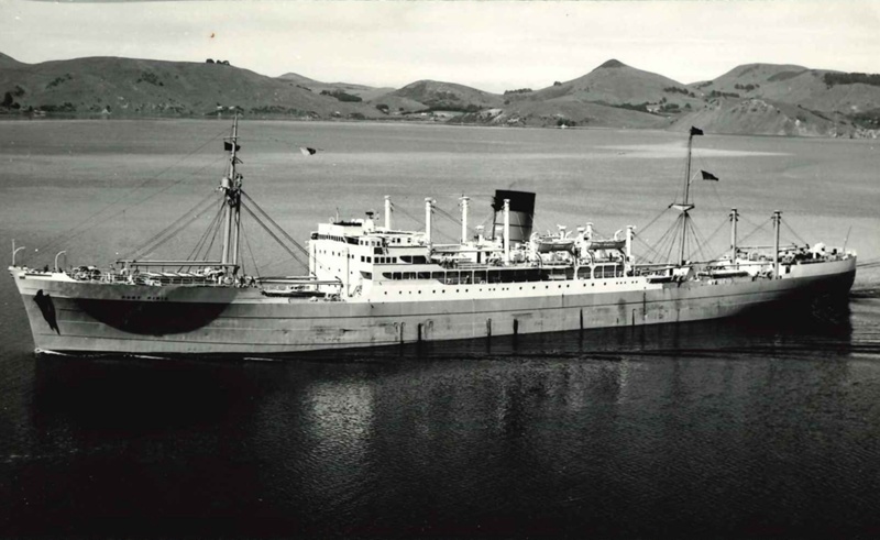 Photograph, Refrigerated Cargo Ship 'PORT PIRIE'; BainWright; -; PC.15 ...