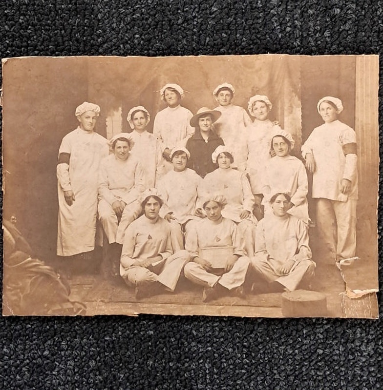 Photograph, WW1 women workers.; PC.24.72.06 | eHive
