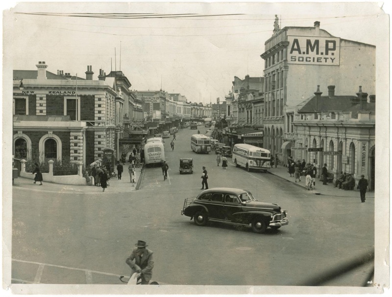 [Stafford St (Bank of New Zealand corner), Timaru]; 01/06/1950; 1688 ...
