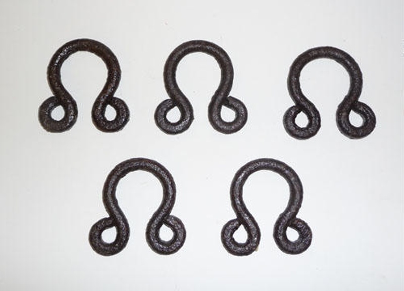 Sail hanks; SGHT.1995.2.188.1-6 | eHive