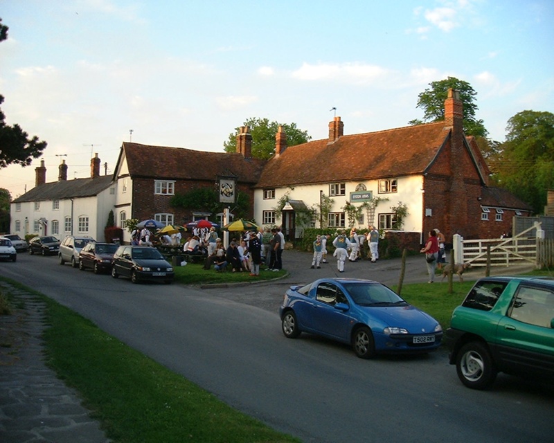Morriss Dancers at the Eyston Arms; EHHTM-2009-03543 | eHive