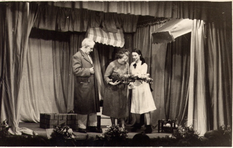 Drama Group; EHHTM-2009-01520 | eHive