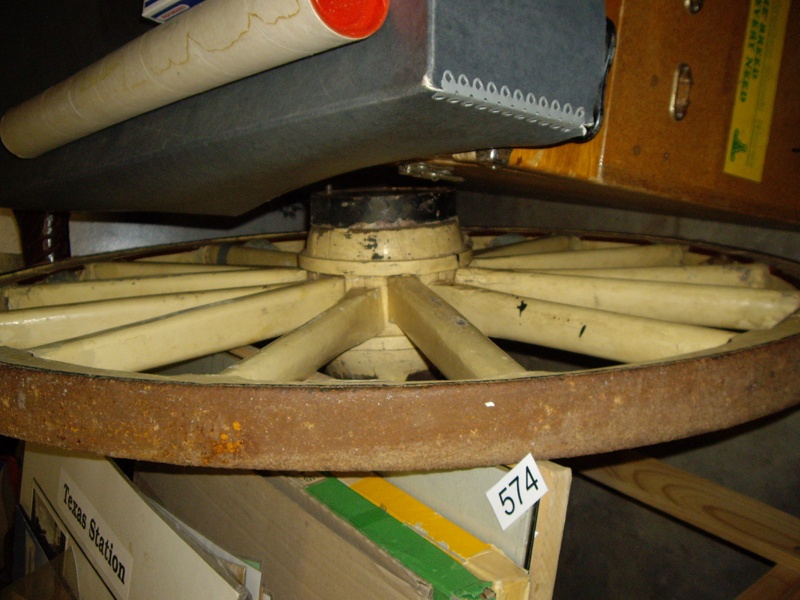 Wagon wheel; 574 | eHive