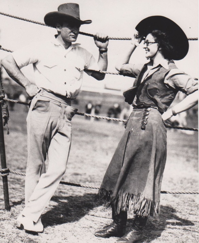 Photograph - Lance and Violet Skuthorpe. ; 1946; 9834 | eHive