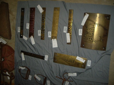 Metal embossed label; 279 | eHive