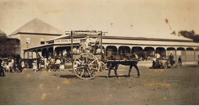 Photograph - The Bank of Australia Building, Longreach.; Scanlan, Pat ...
