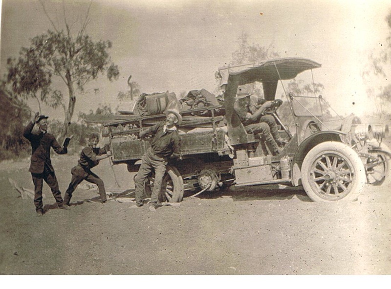 Crossing Templeton Creek, part of the Georgina River system; 7864 | eHive