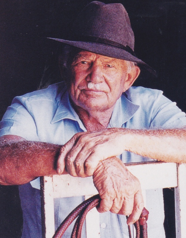 Photograph - R M Williams; 1998; 19534 | eHive