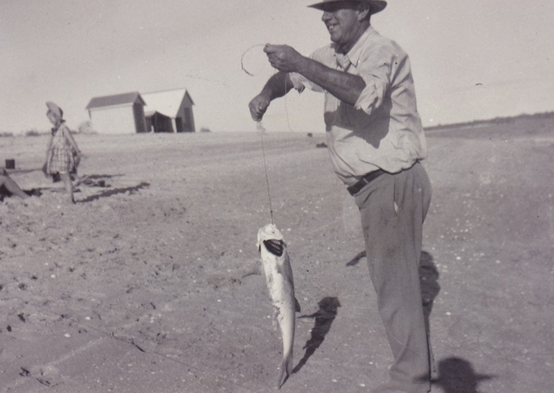 Photograph of Phyl Schaffer (Miranda Downs) holding single fish at ...