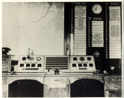 Police radio control desk in Brisbane.; 1943; PM0300 | eHive