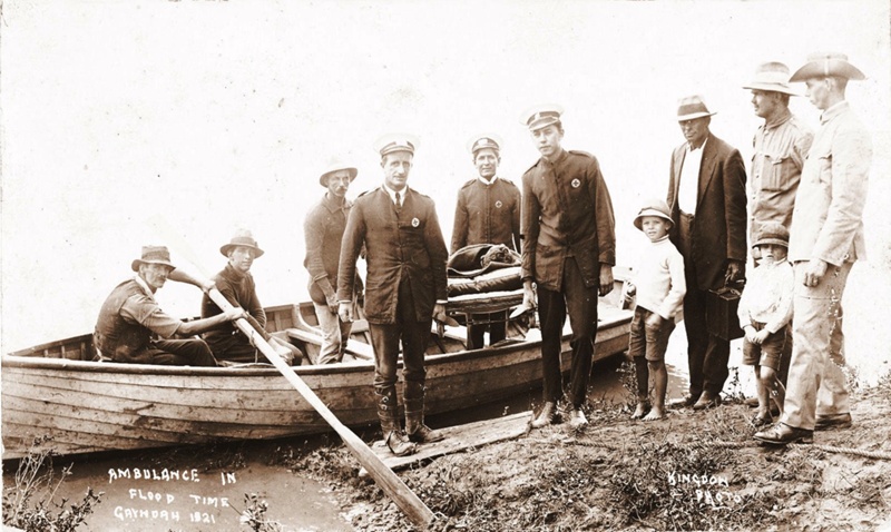 Constable Jack Daybell, Gayndah flood; 1921; PM1307 | eHive