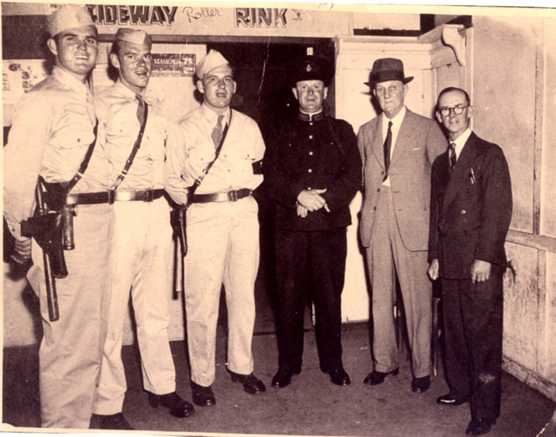 Constable William Chapman and American soldiers; 1943; PM1953 | eHive