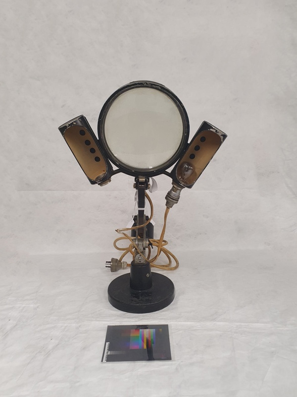 Magnification Lamp; Kayfro Instruments Ltd.; c.1950-1990; QP461-1 | eHive