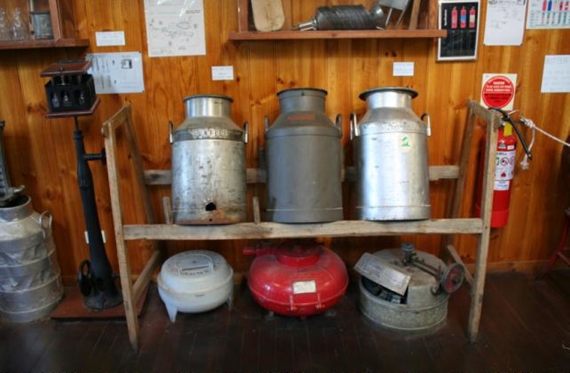 Stand, for milk cans, wood frame | eHive