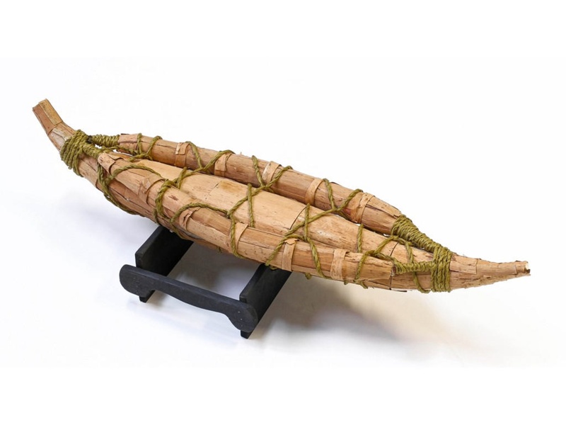 Tasmanian Aboriginal canoe - full hull model made by Rex Greeno; A_2020 ...