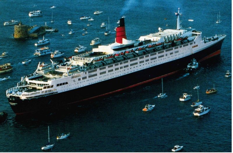 SS Queen Elizabeth 2 ; P_2019-281 | eHive