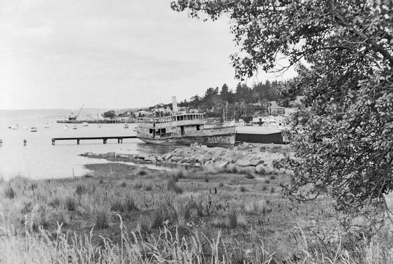 SS EXCELLA at Kettering ; Craike, John; P_CR_56257 | eHive