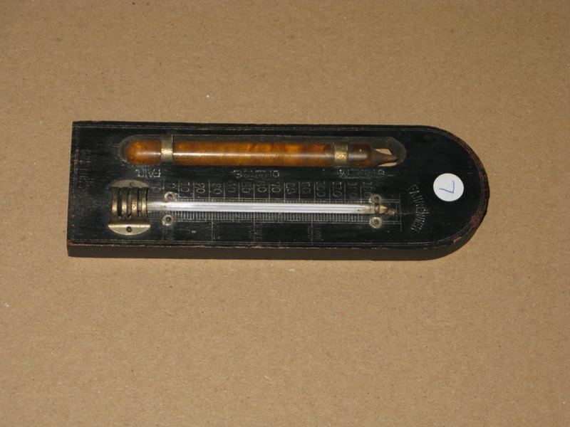 Tasmanian Department of Weights and measures - FitzRoy Barometer; A ...