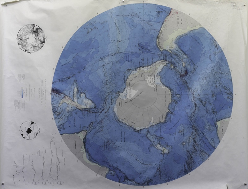 A Marine Geophysical Atlas of the Circum-Antarctic to 30 S. National ...