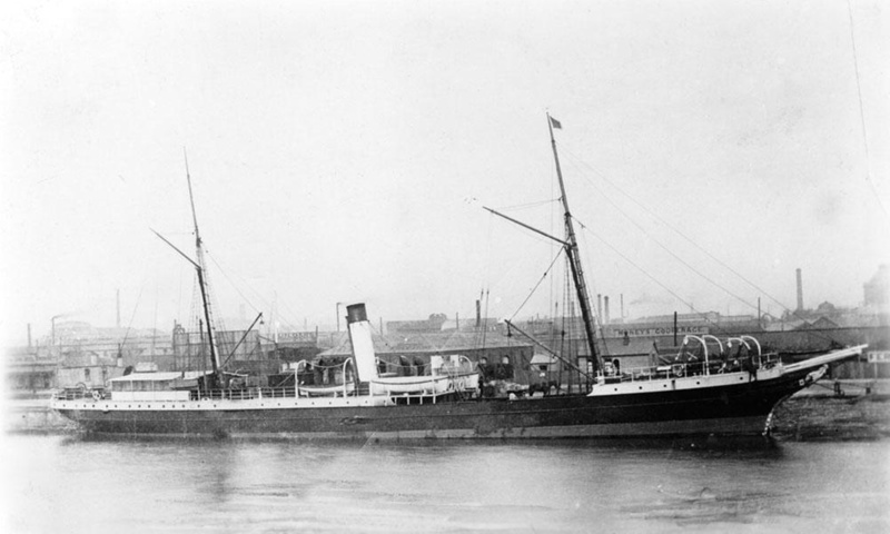 Julia Percy SS; P_OM_F_1g | eHive