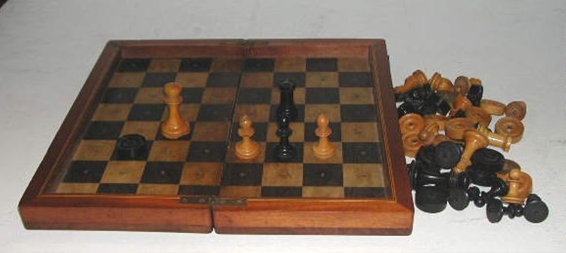 Chess Set; A_2004-161 | eHive