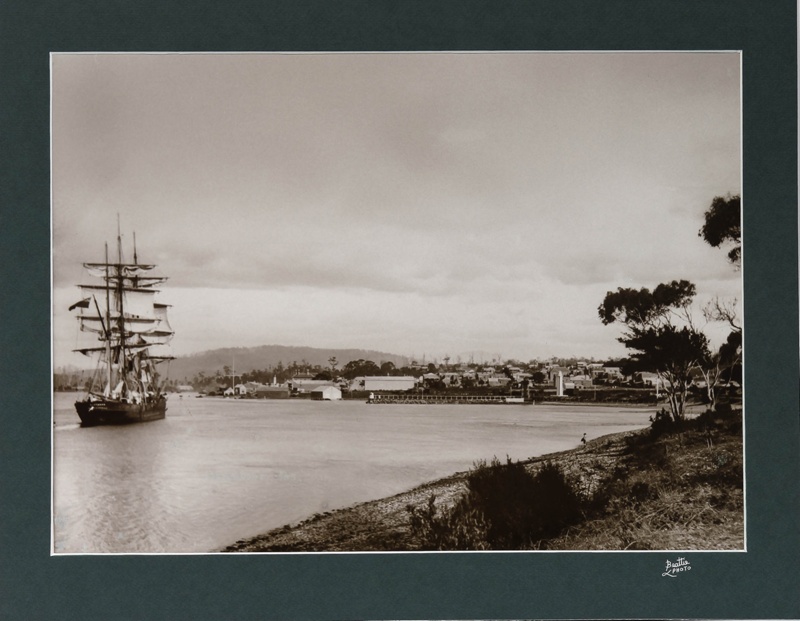 Photograph of Mersey River and Devonport early 1900's; P_2019-002 | eHive