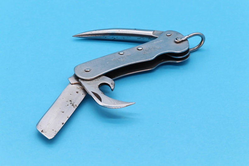 J H Thompson Naval Penknife, 1956; A_2018- 054 | eHive