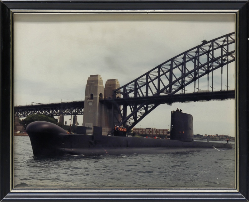 Submarine on Sydney Harbour; P_2005-005 | eHive