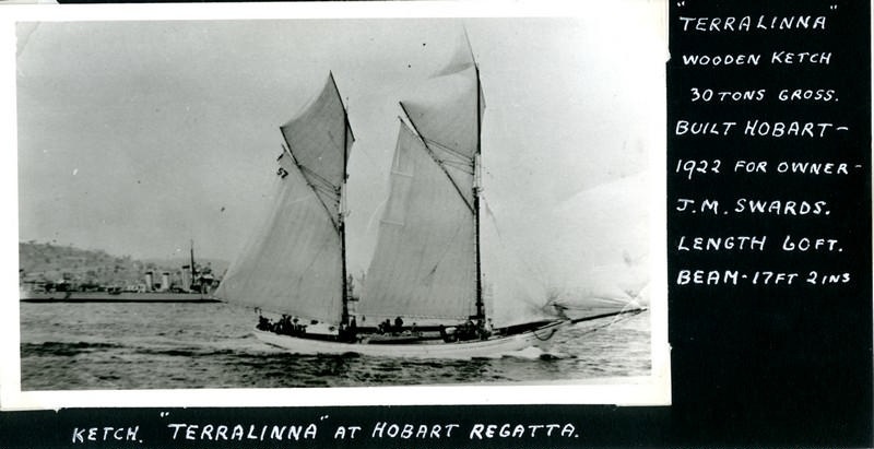 TERRALINNA racing at Hobart regatta; Smith, Cyril; P_2015-0587(11)Terra ...