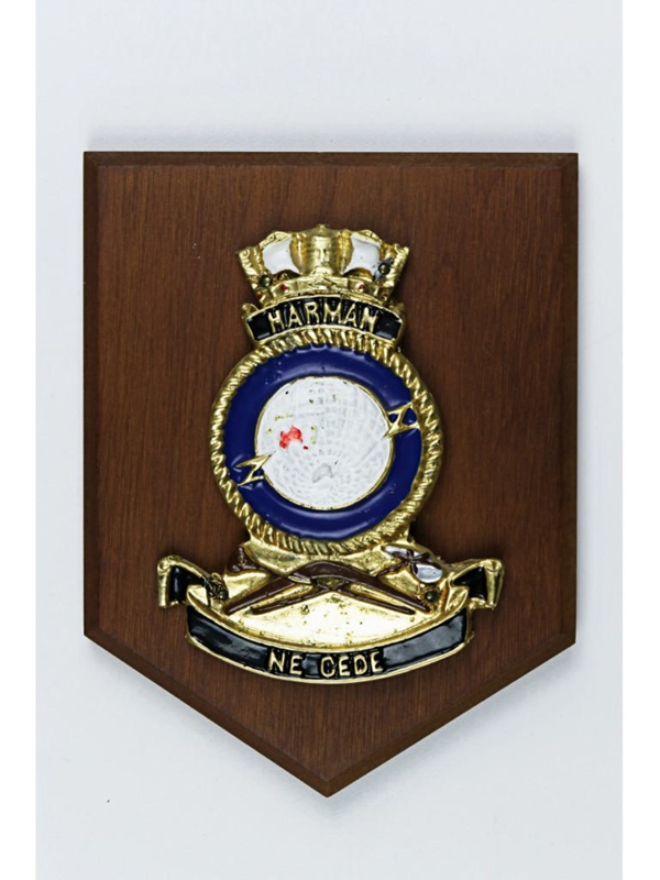 HMAS Harman - crest ; A_2013-044 | eHive