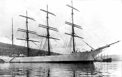 Beatrice (four masted barque) at anchor; P_OM_M_12b | eHive