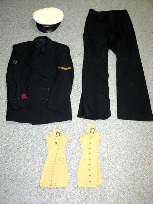 Royal Australian Navy uniform worn by Jeff Green; A_2009-009 | eHive