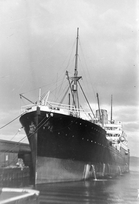 Largs Bay; Craike, John; P_CR_50592 | eHive