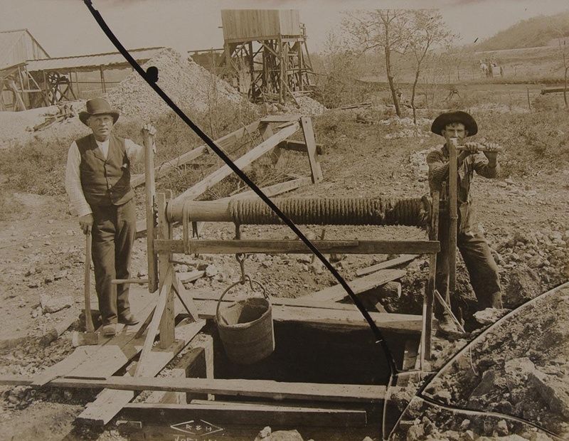 Untitled [Mine shaft]; R and H; ca. 1900; 1982:0022:0008 | eHive
