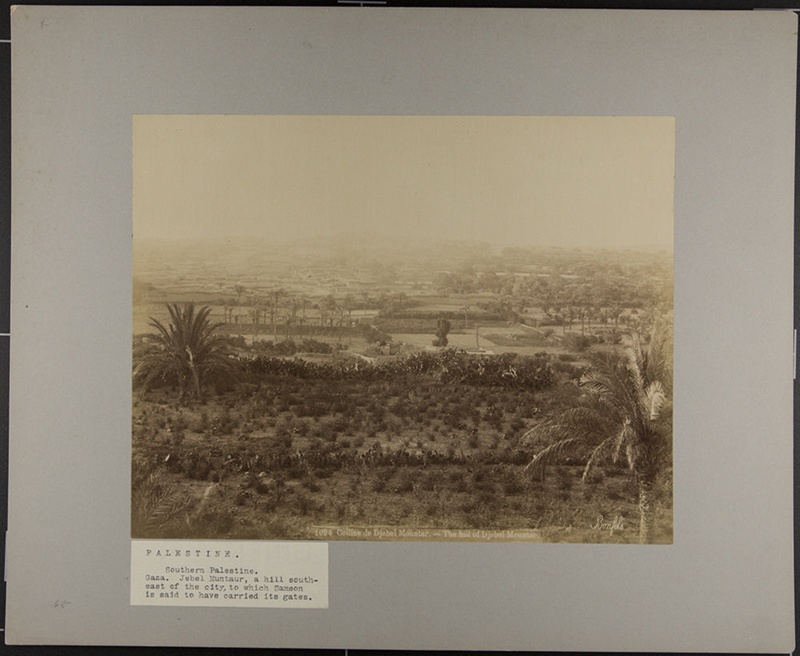 Colline de Djebel Mountar. — The hill of Djebel Mountar.; Bonfils ...