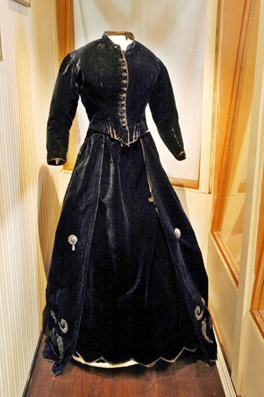 Riding Habit; 1880-1890; C181 | eHive