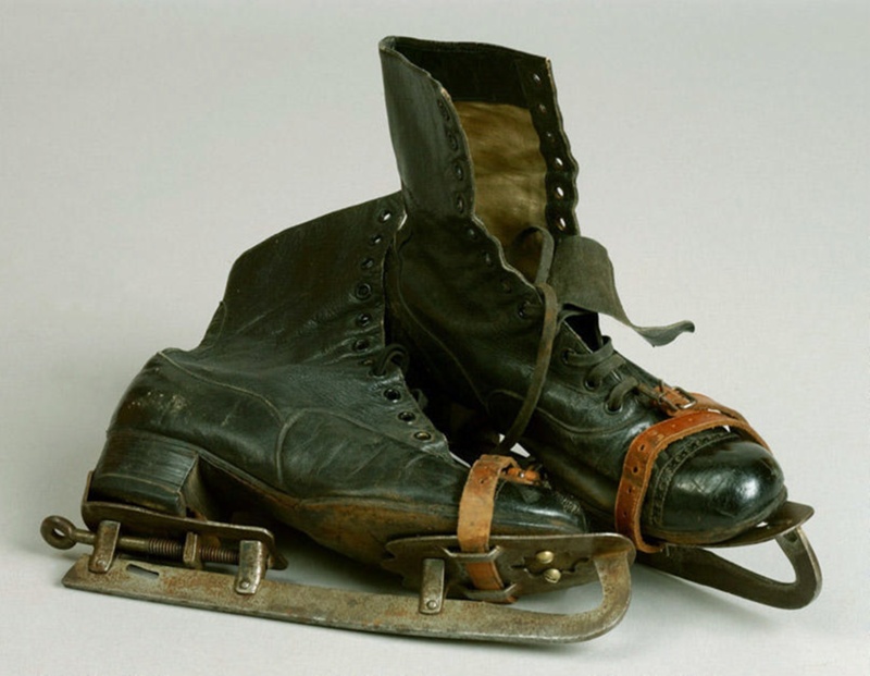 Ice skating boots and skates; c.1920; STMEA:1984-23a | eHive