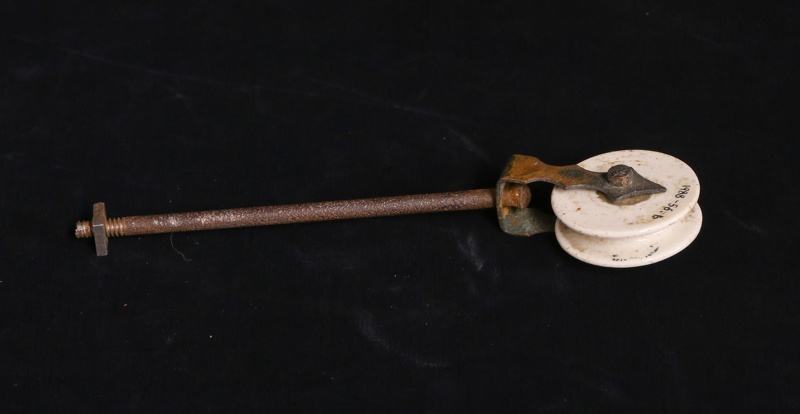 Light, counterbalance, weight and pulley; STMEA:1988-56b | eHive