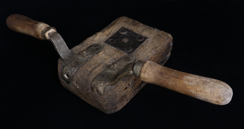 Pit saw handle; STMEA:A.623 | eHive