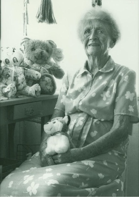 Portrait of Isabel (Bella) Hansen, ca.1999; Narelle Renn; ca.1999; 2013 ...