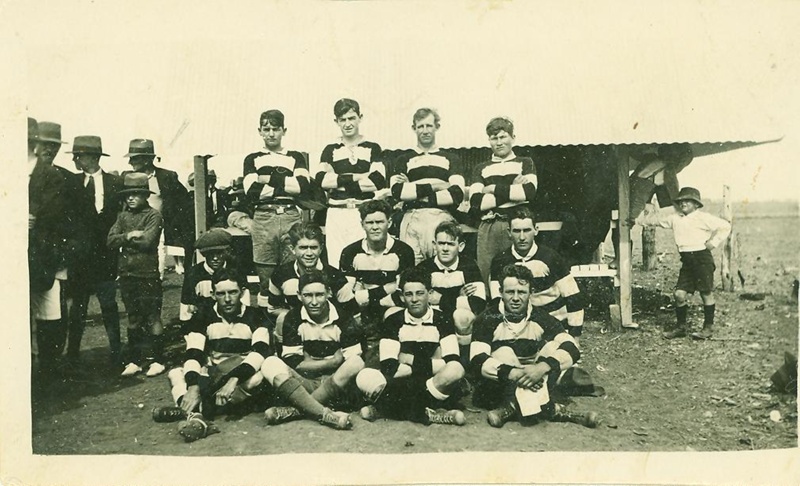 Hughenden Junior Football Team, 1921; Unidentified; 1921; 2012-200 | eHive