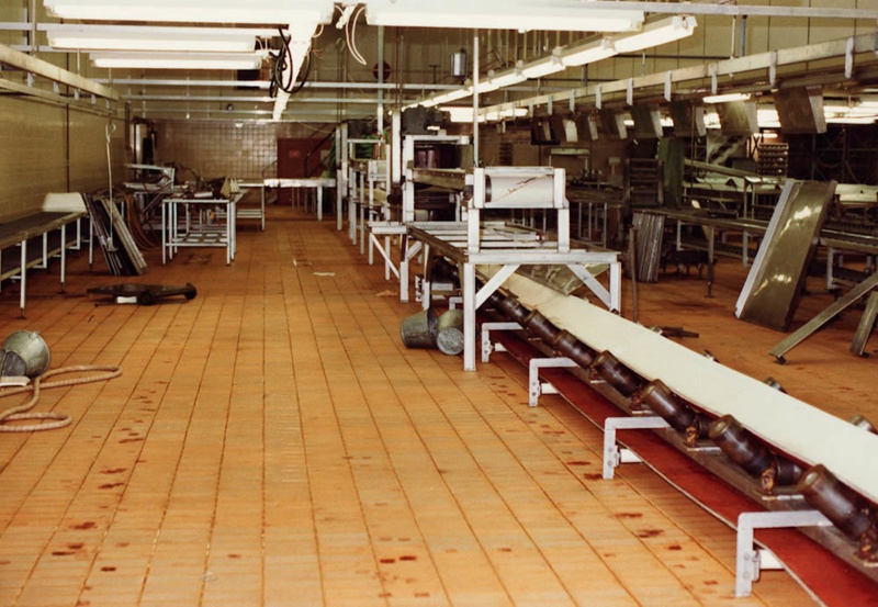 Photograph [Beef Boning Room, Mataura Freezing Works]; Green,Trevor; 01 ...
