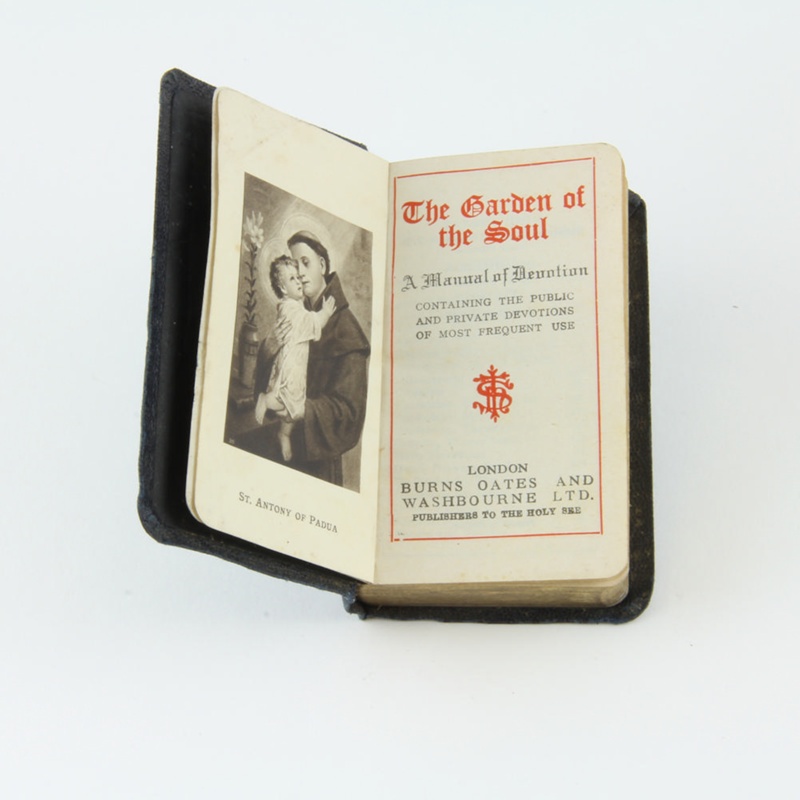 Prayer Book [Thomas George Quilter]; Burns Oates and Washbourne Ltd ...